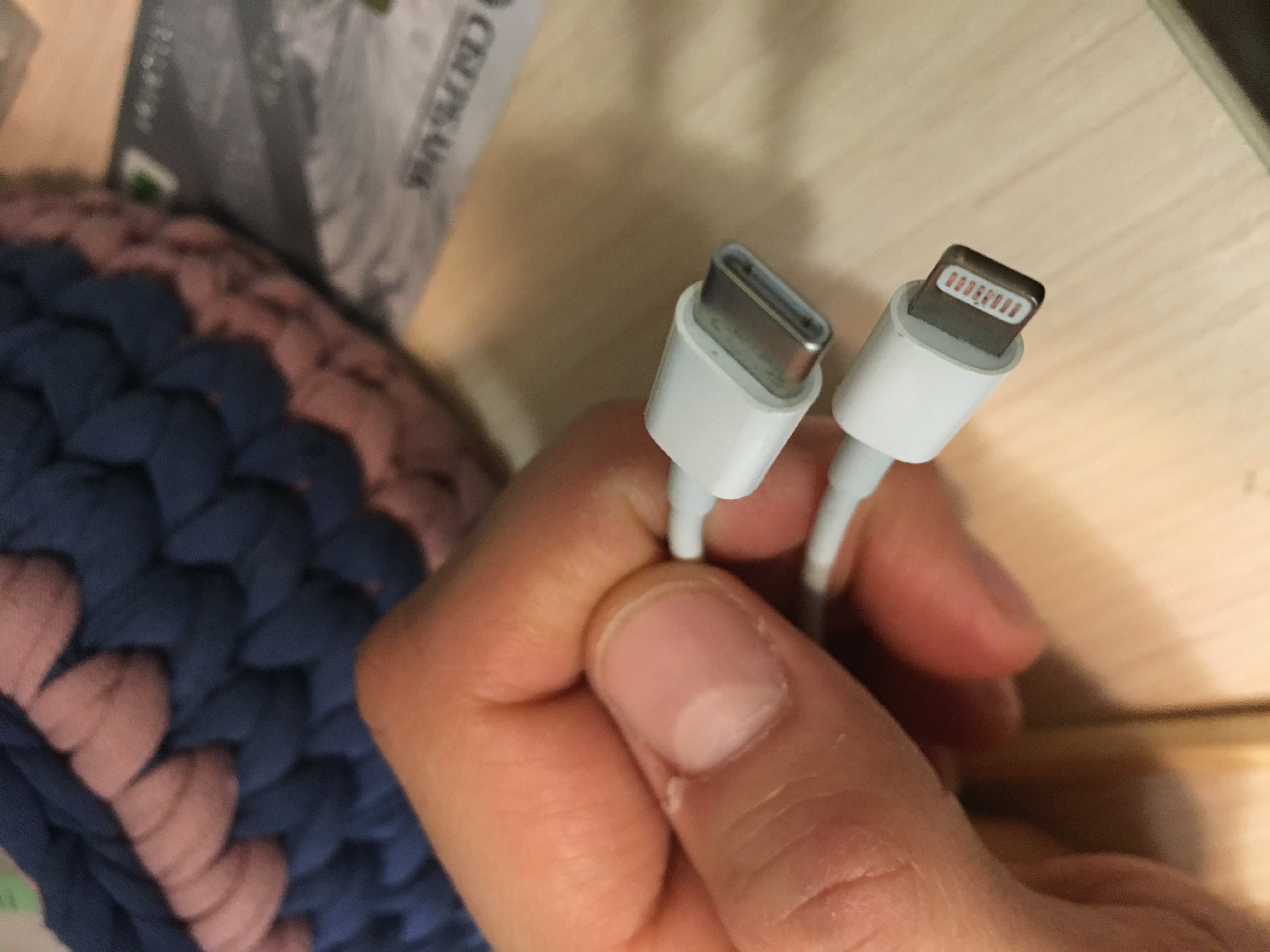Usb type C не заряжает айфон от пауэрбанка с usb type выходом | Ответы Mail
